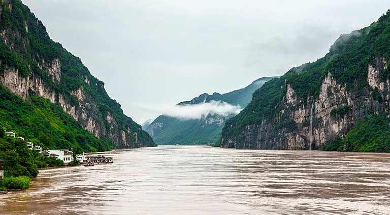 Exploring the Yangtze | Luxury China Itinerary | Remote Lands