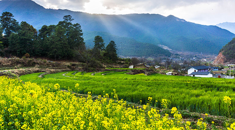 Three Parallel Rivers of Yunnan | Luxury China Itinerary | Remote Lands