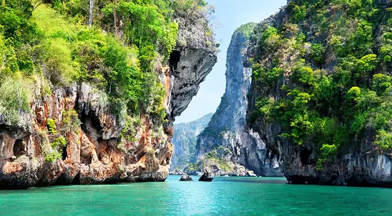 Beautiful, Bountiful Beaches | Luxury Thailand Itinerary | Remote Lands