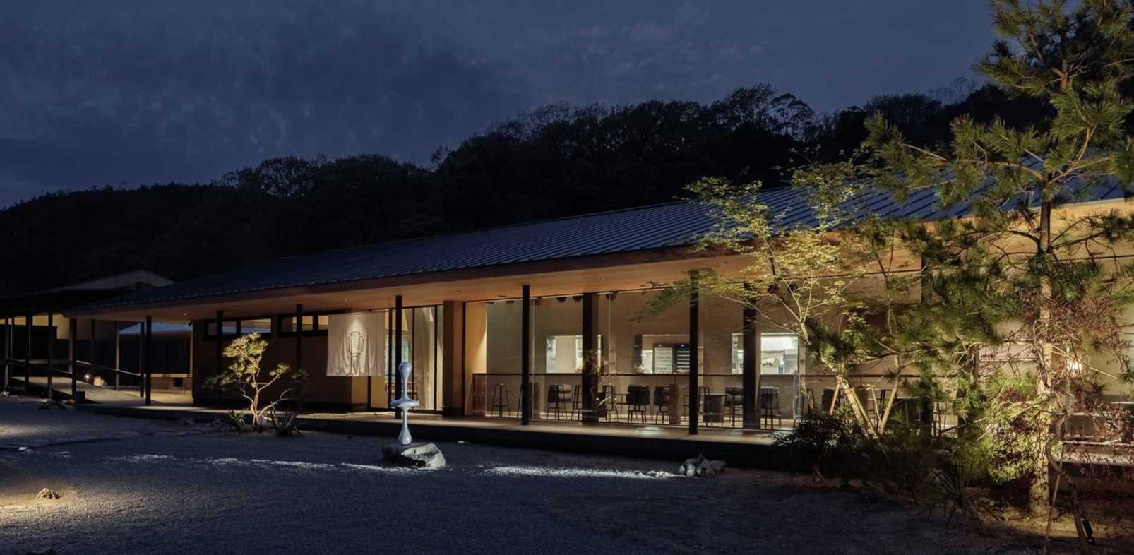 Naoshima Ryokan ROKA | Japan Luxury Hotels Resorts | Remote Lands