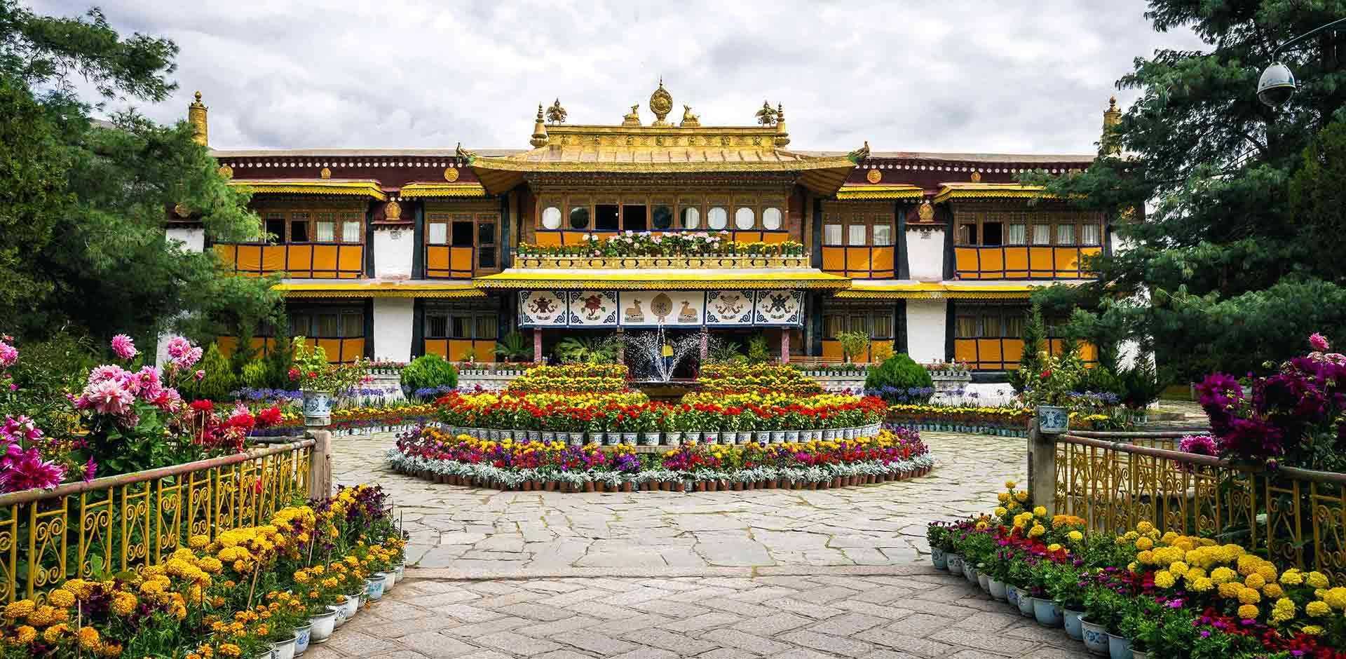 Lhasa | Tibet | Luxe and Intrepid Asia | Remote Lands