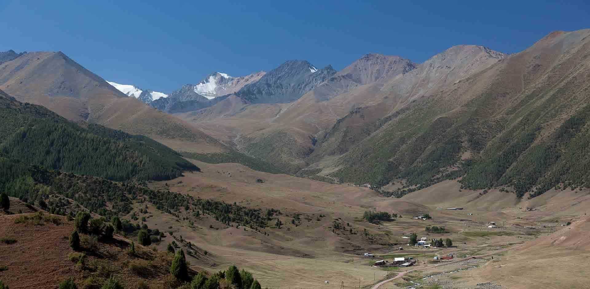 Chunkurchak | Luxury Kyrgyzstan Travel | Remote Lands