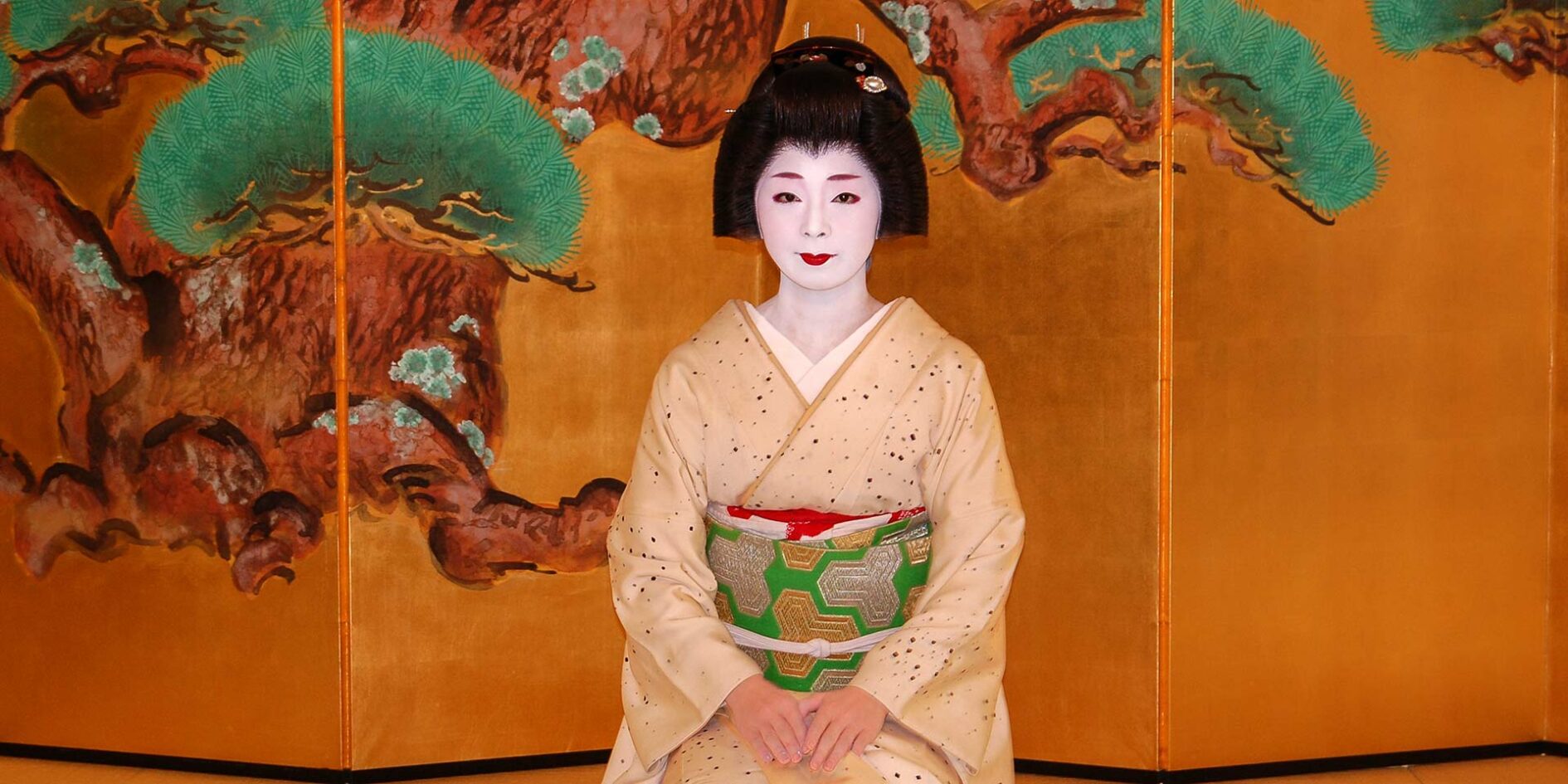 Japan: Perfection Personified - Travelogues from Remote Lands
