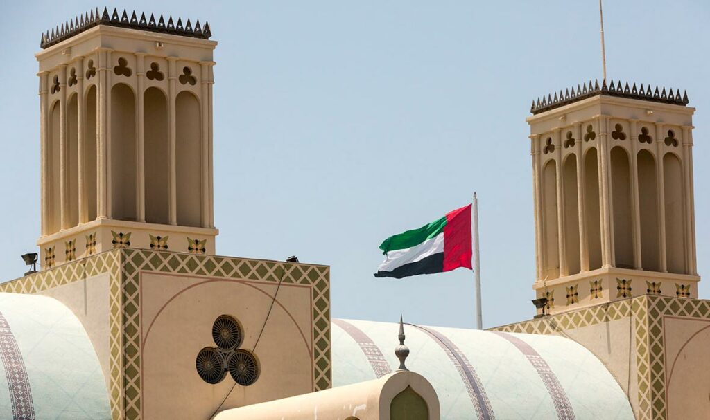 Sands of Time: In Search of the Old UAE - Travelogues from Remote Lands