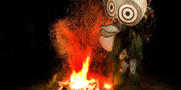 Eternal Flames: the Fire Dancers of Papua New Guinea - Travelogues from ...