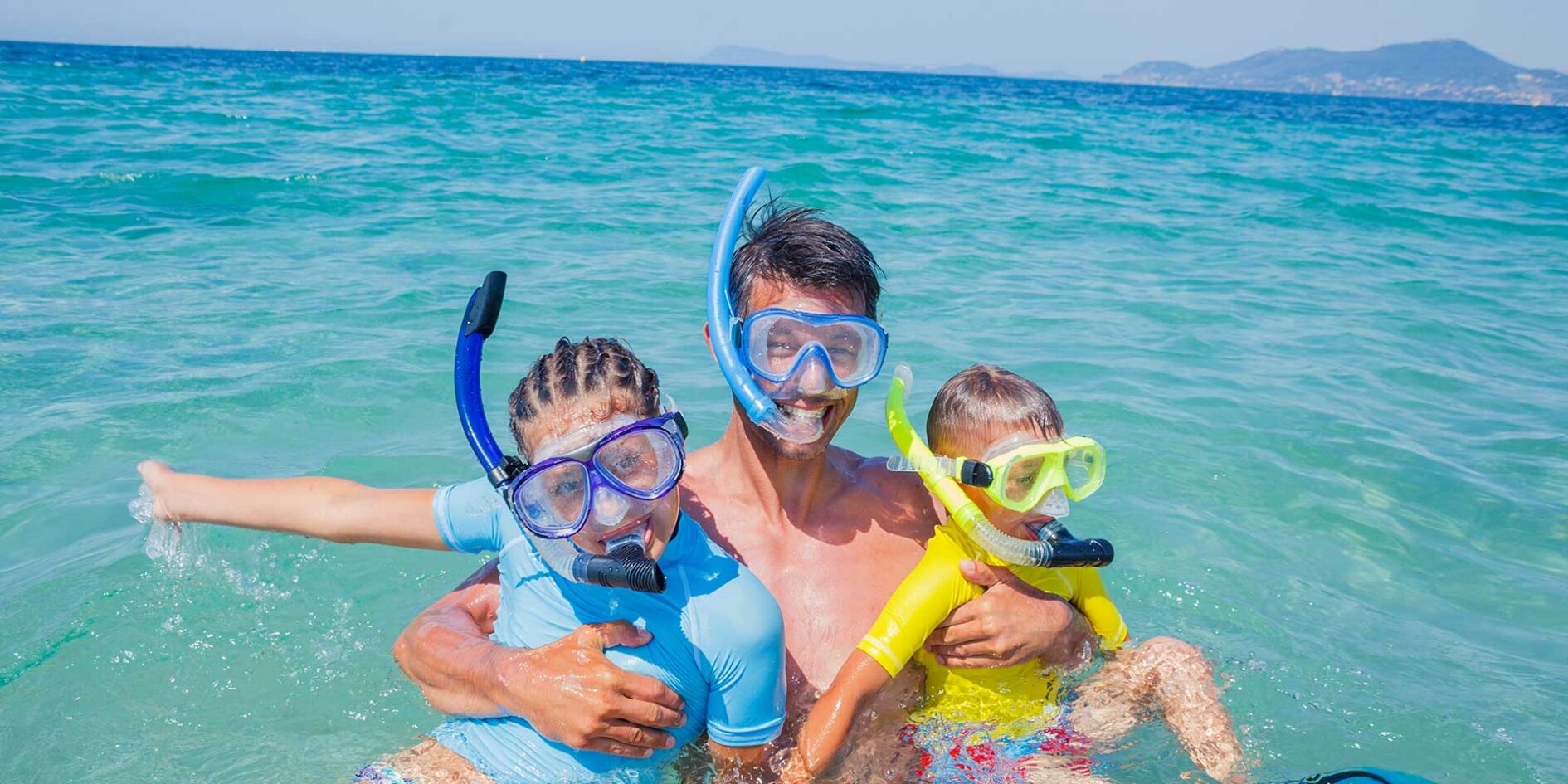 The Philippines with Kids - Travelogues from Remote Lands