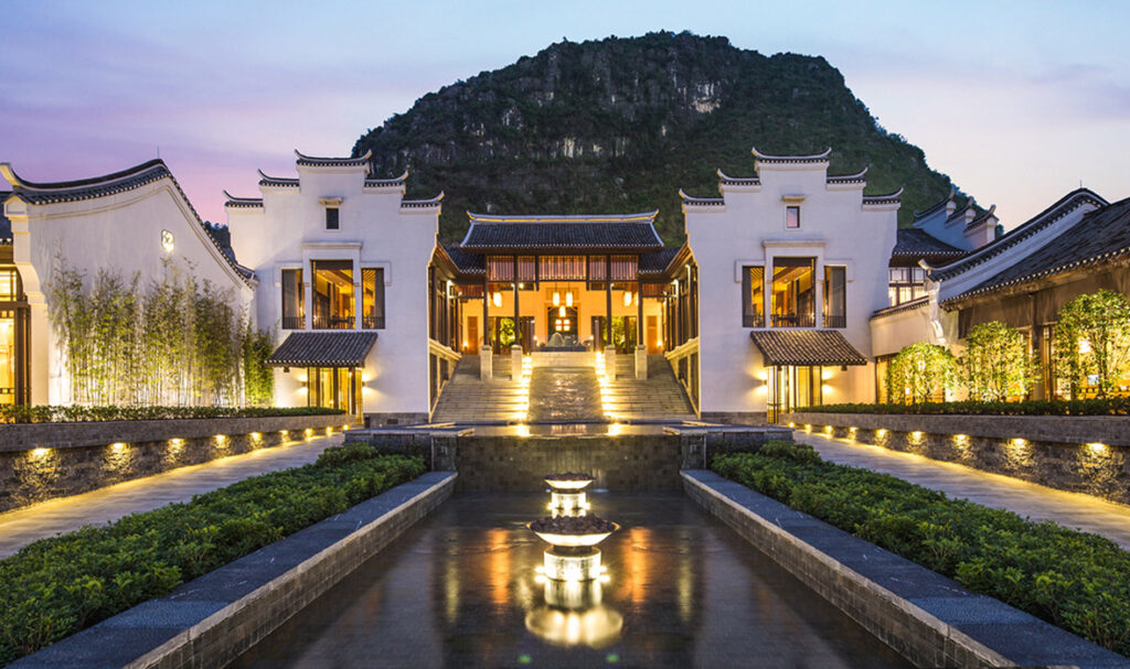Karst Luxury: Doing Yangshuo and Guilin in Style - Travelogues from ...
