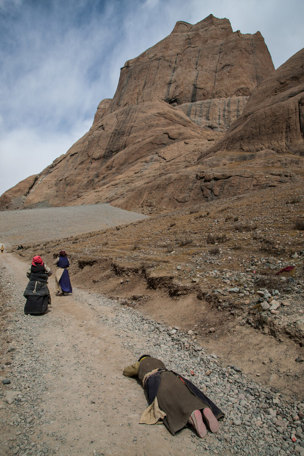 Kailash: Over the Hills Where the Spirits Fly - Travelogues from Remote ...
