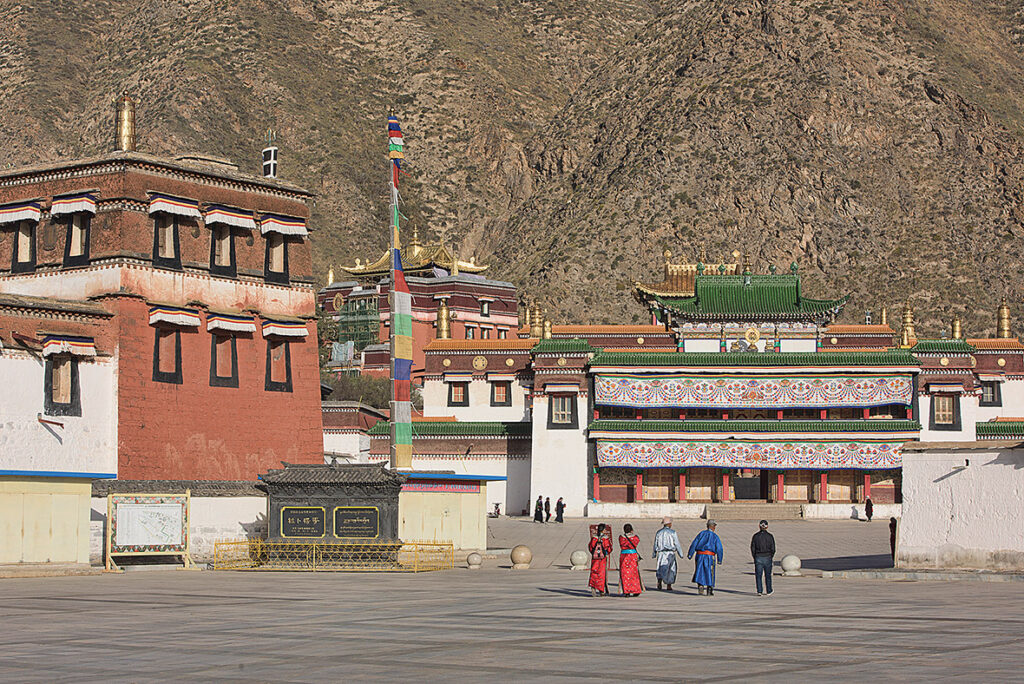 Getting Holy in Gansu - Travelogues from Remote Lands