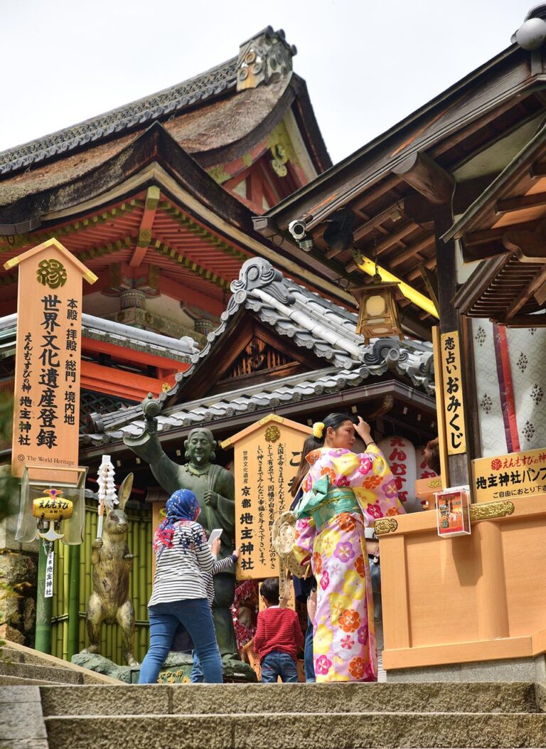 Curses, Jinxes, and Spells: Kyoto’s Black Magic Side - Travelogues from ...