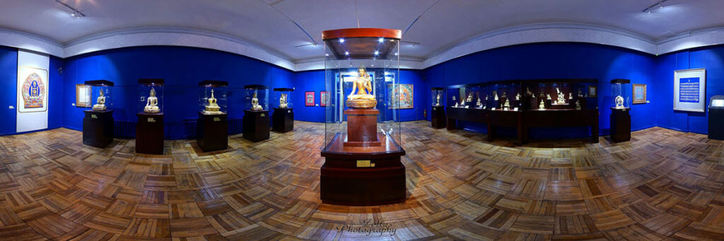 Art in Ulaanbaatar: The Zanabazar Museum of Fine Arts - Travelogues ...