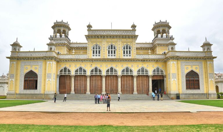 Heart of Hyderabad: Hidden Treasures of Charminar - Travelogues from ...