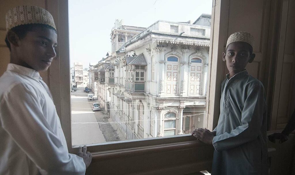 The Forgotten Gujarat Town of Sidhpur - Travelogues from Remote Lands