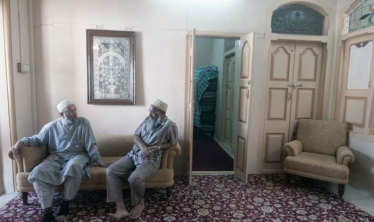 The Forgotten Gujarat Town of Sidhpur - Travelogues from Remote Lands