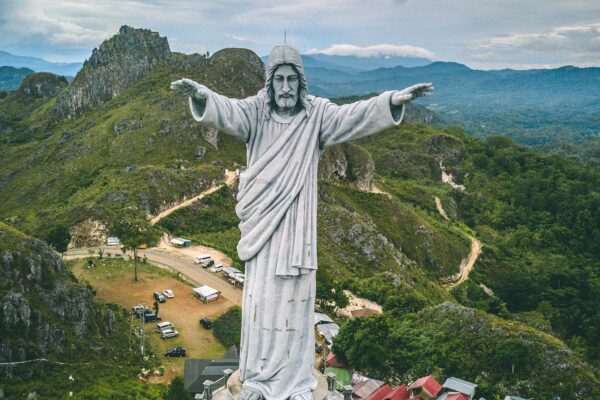 Torajaland: Bringing the World of the Dead to Life - Travelogues from ...