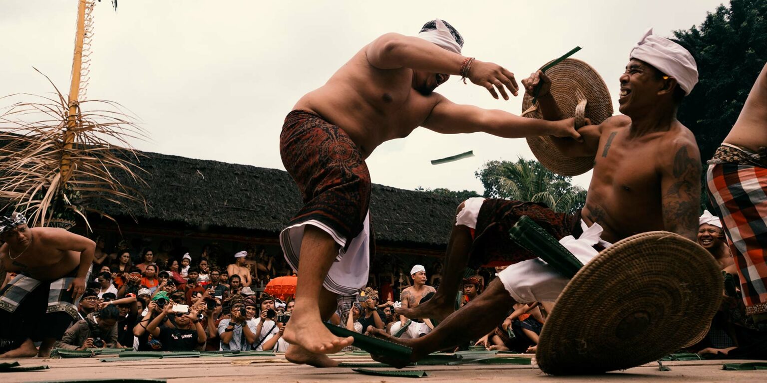 Perang Pandan: Ritual Combat and Camaraderie in Bali - Travelogues from ...