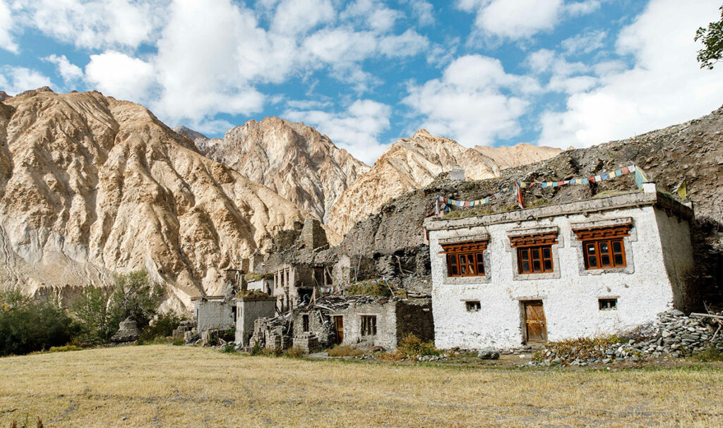 Hiking the Markha Valley Trail in Ladakh - Travelogues from Remote Lands