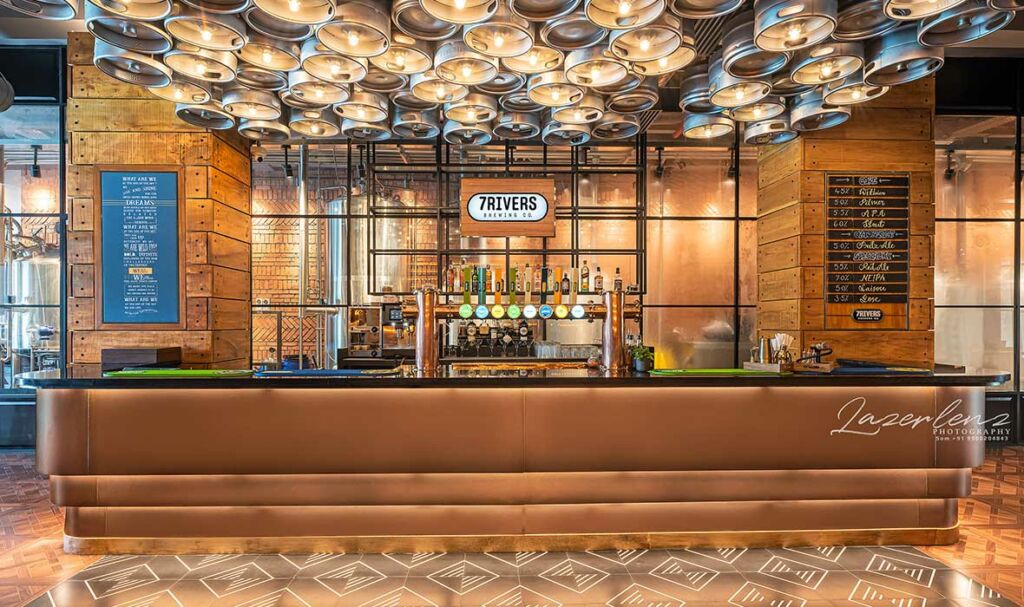 New 7RiversBrewpub Microbrewery at Taj MG Road in Bengaluru ...