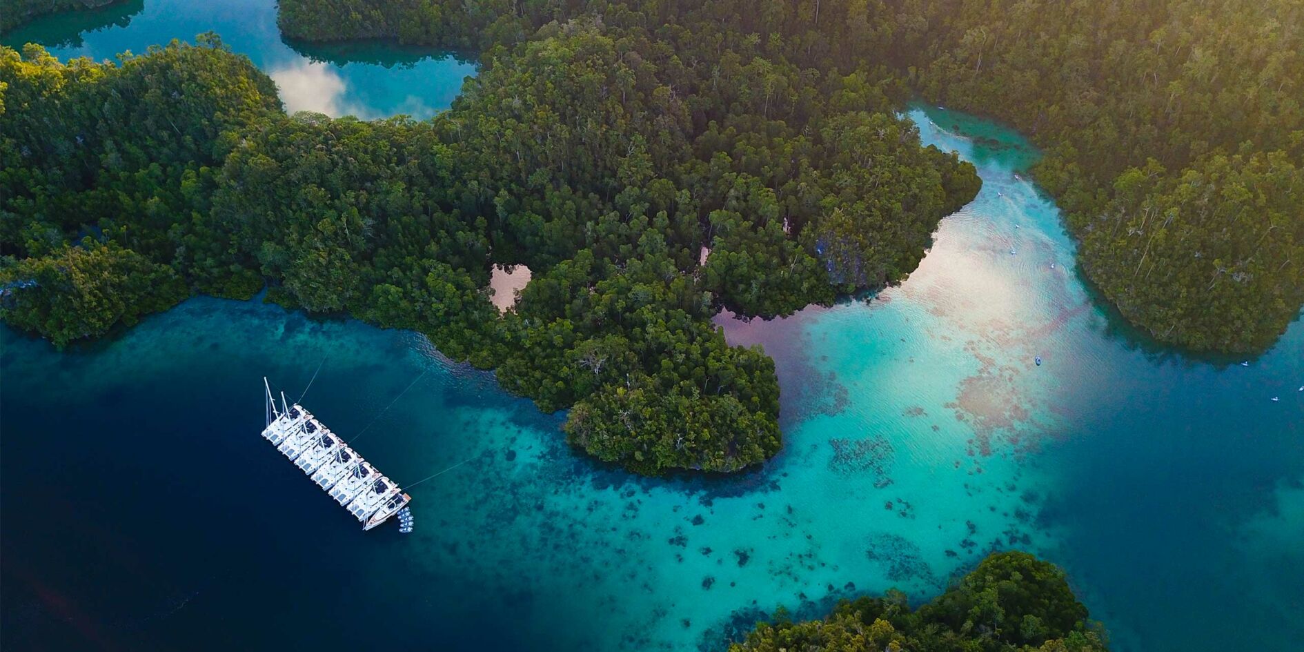 Meridian Adventure Plans 2021 Catamaran Adventures in Raja Ampat ...