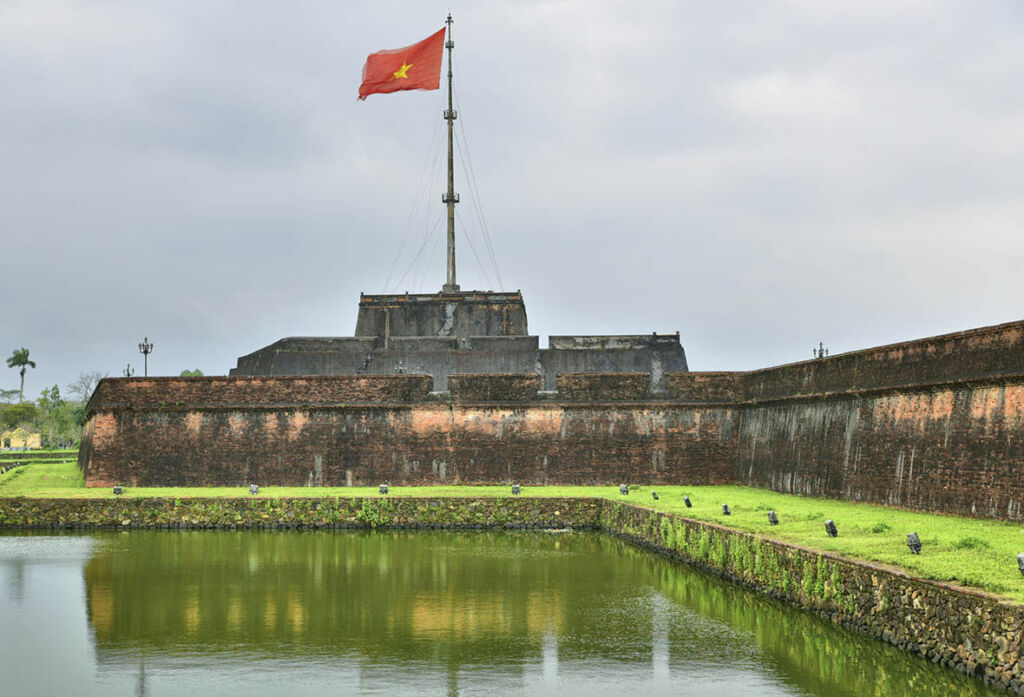 Fabulous Fortresses - Travelogues from Remote Lands