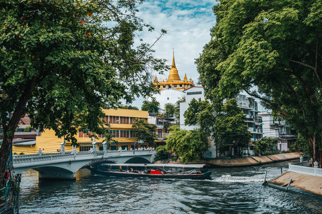 On the Water’s Edge | Khlong Tour in Bangkok | Travelogues from Remote ...