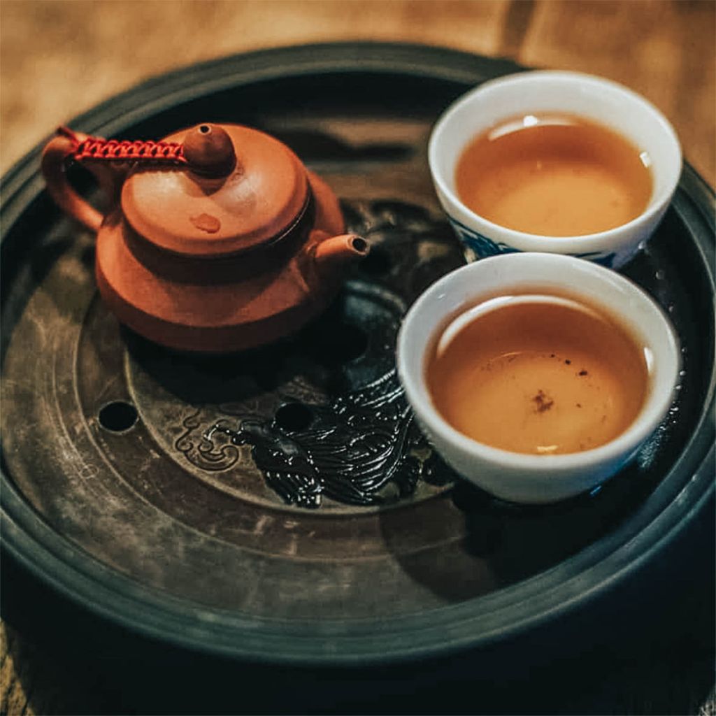 Chinatown in Your Hands - Travelogues from Remote Lands