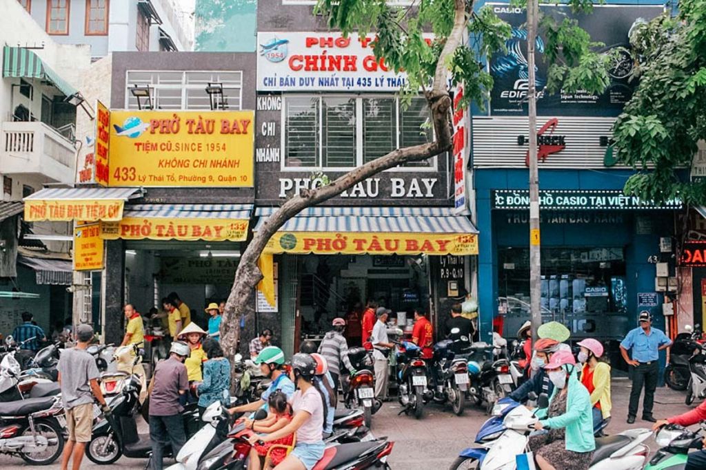 Slurping Saigon-Style - Travelogues from Remote Lands