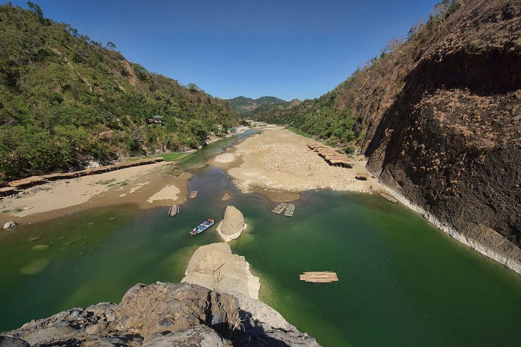 Tips from the Top - Travelogues from Remote Lands