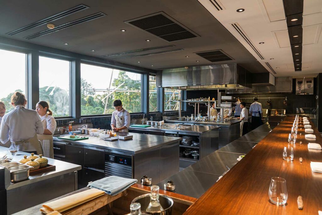 Phuket’s PRU Premieres New Culinary Experience - Travelogues from ...