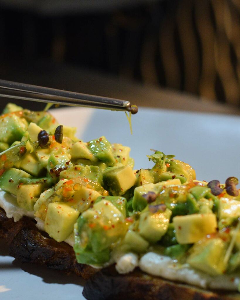 Bombay Mix - Travelogues from Remote Lands