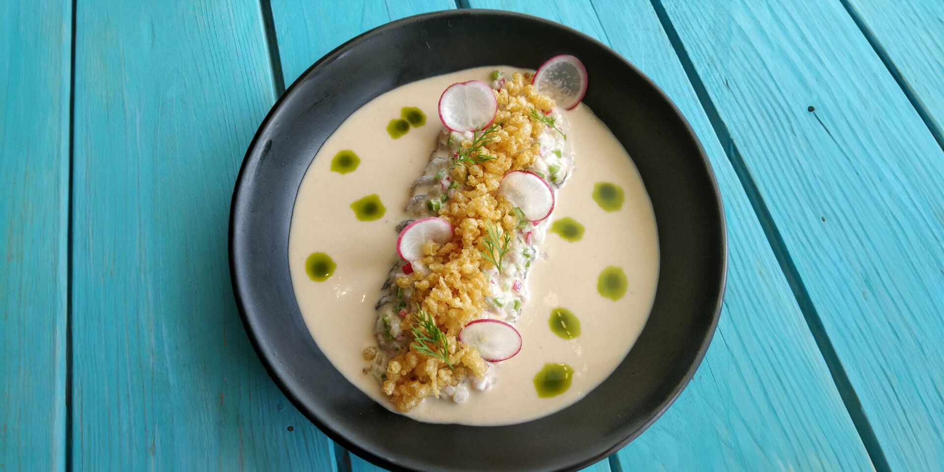 Bombay Mix - Travelogues from Remote Lands