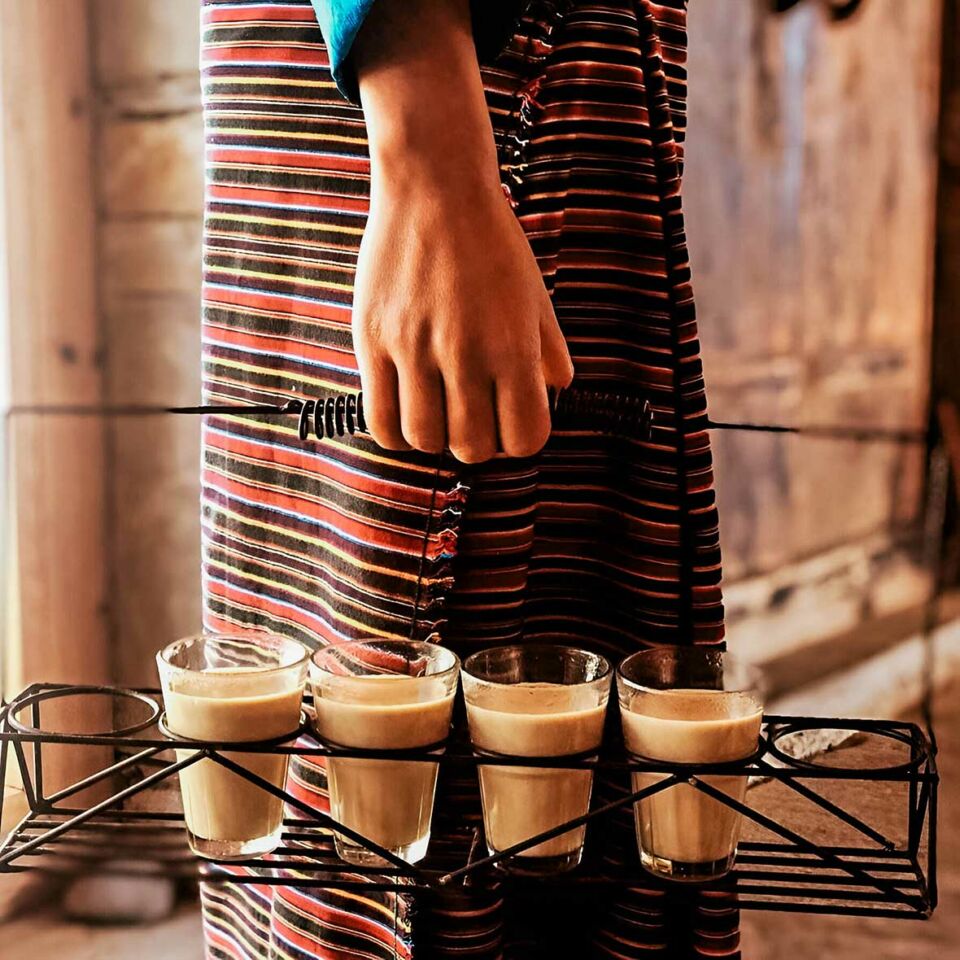 Ezay does it - Travelogues from Remote Lands